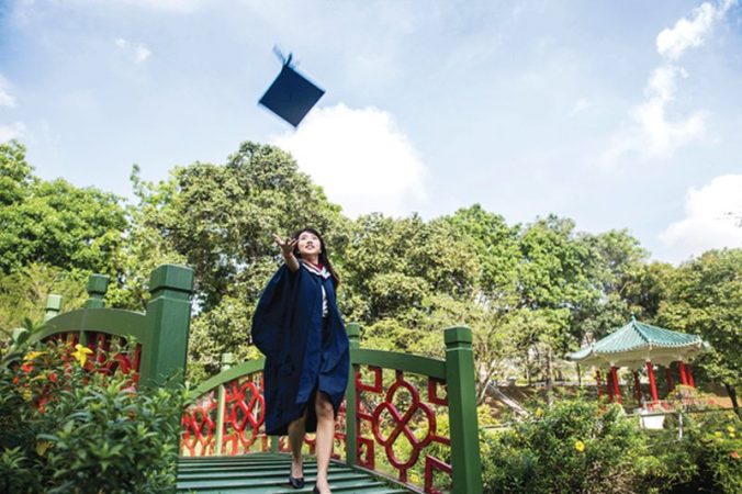 Best Locations To Take Graduation Photos in Singapore Universities