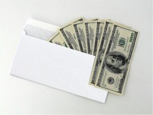 The Tradition of Giving Money at Chinese Funerals