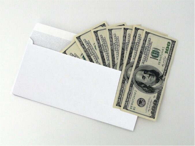 The Tradition of Giving Money at Chinese Funerals