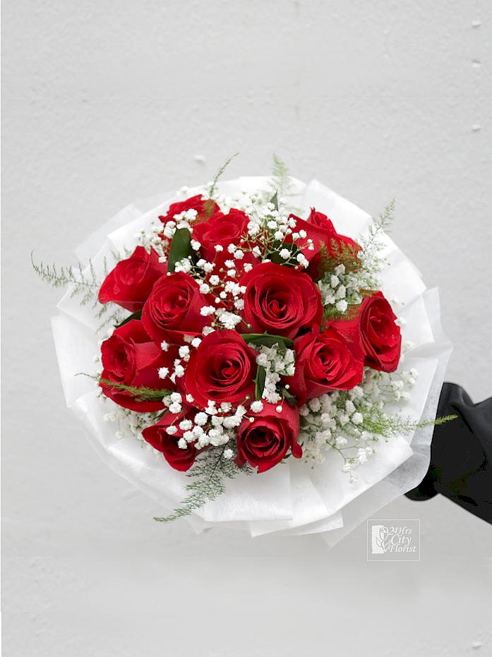Red Rose Hand Bouquet - Roses have been in existence ancient ...